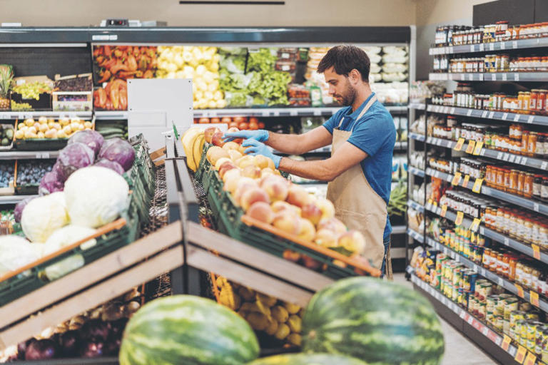 UK risks 'jobless generation' as retail hiring plummets