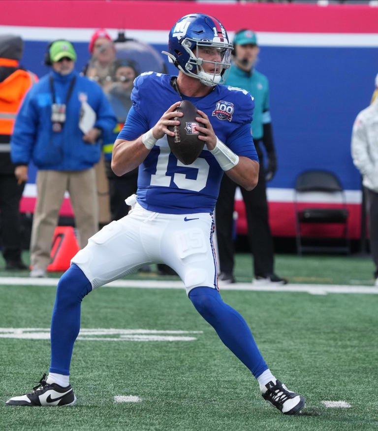 Tommy DeVito set to return as NY Giants' starting QB on Sunday due to Drew Lock injury