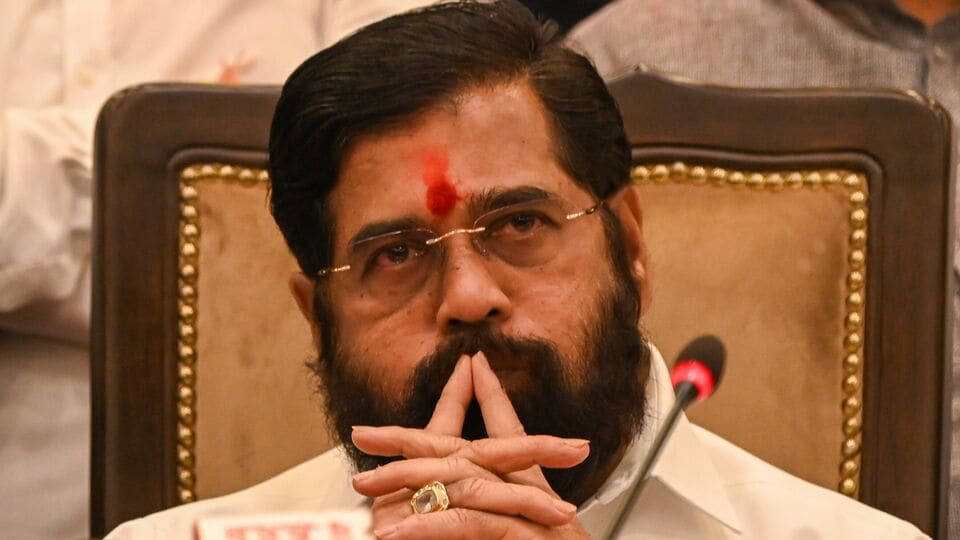 Maharashtra Chief Minister Eknath Shinde resigns Maharashtra Chief Minister Eknath Shinde resigns