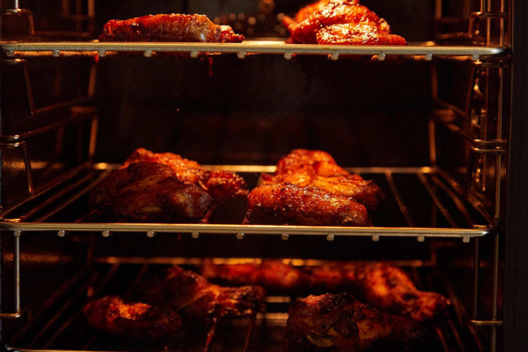 GE Profile Smart Indoor Pellet Smoker Review: A Smoker That Sits on ...