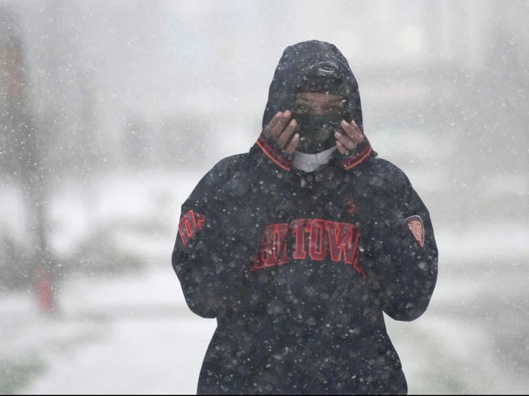 Winter storm updates: Lake-effect snow won't stop soon; 5 feet of snow ...