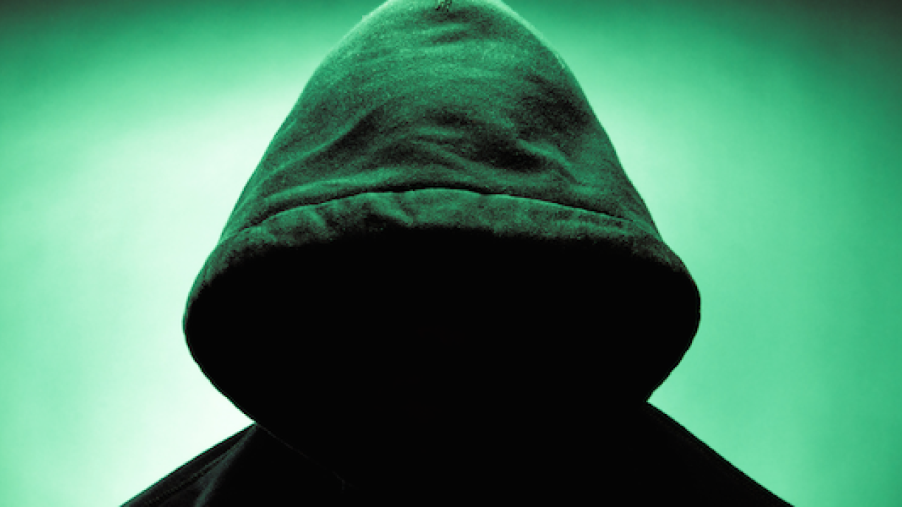 Μήνυση από Ανδρουλάκη για τα «μολυσμένα» SMS του Predator - Στον εισαγγελέα ο «κρεοπώλης των ...