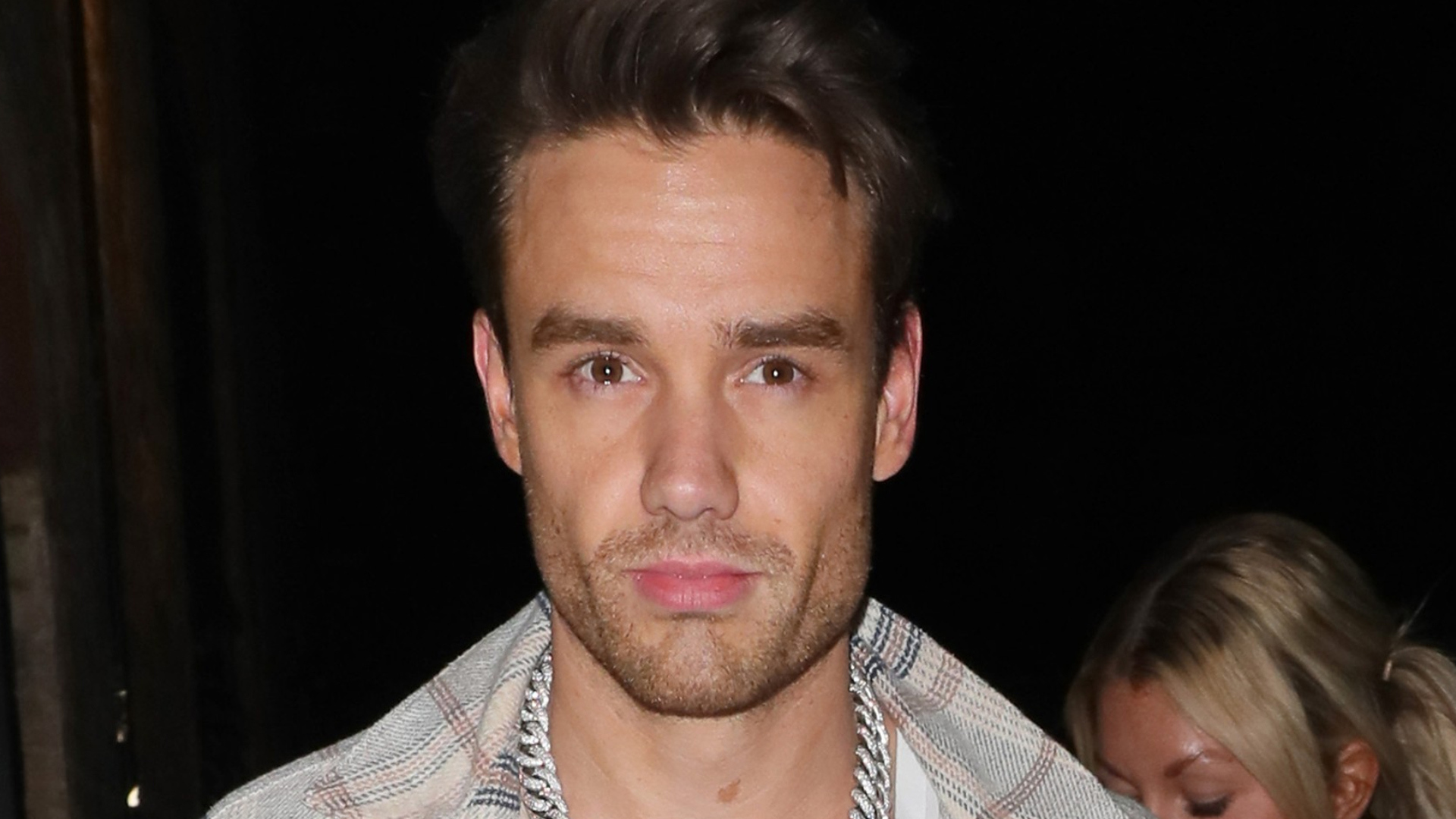 Liam Payne, le ultime ore tra whiskey e cocaina: ecco quanto emerge ... Liam Payne, le ultime ore tra whiskey e cocaina: ecco quanto emerge ...