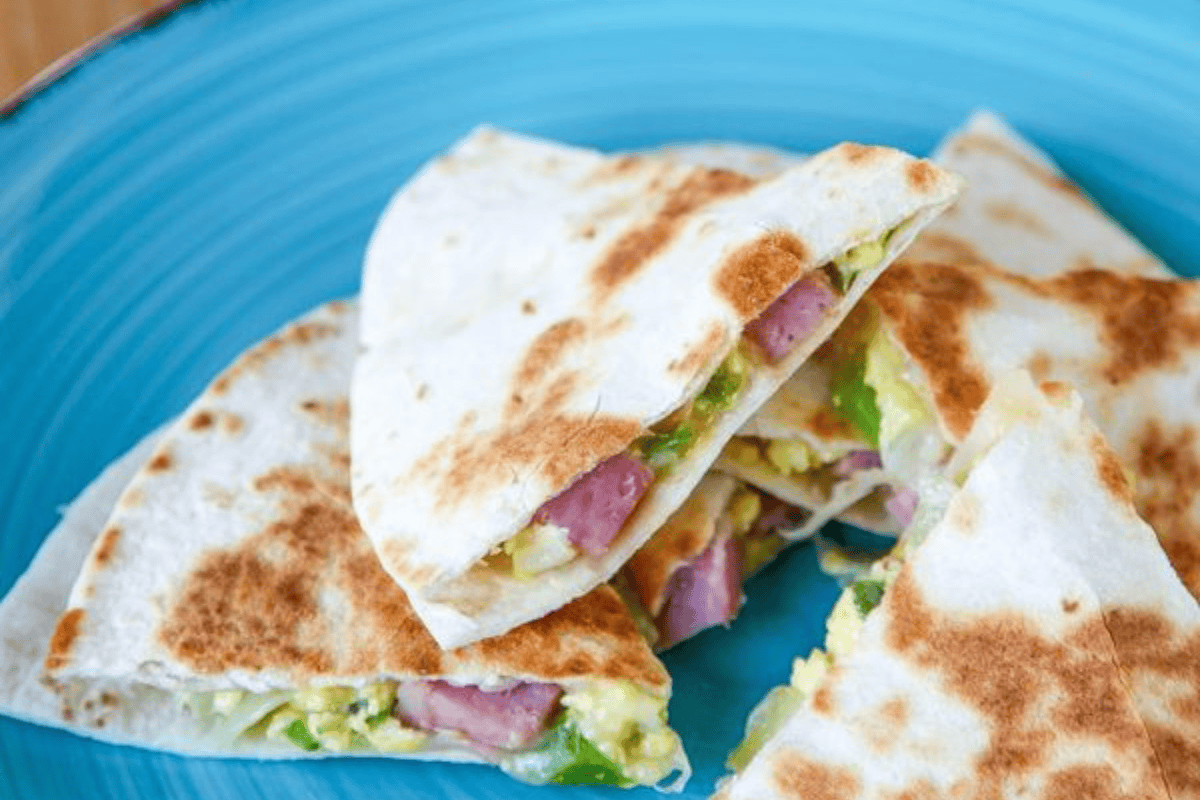 15 Handheld Breakfasts You Can Eat While Half Asleep