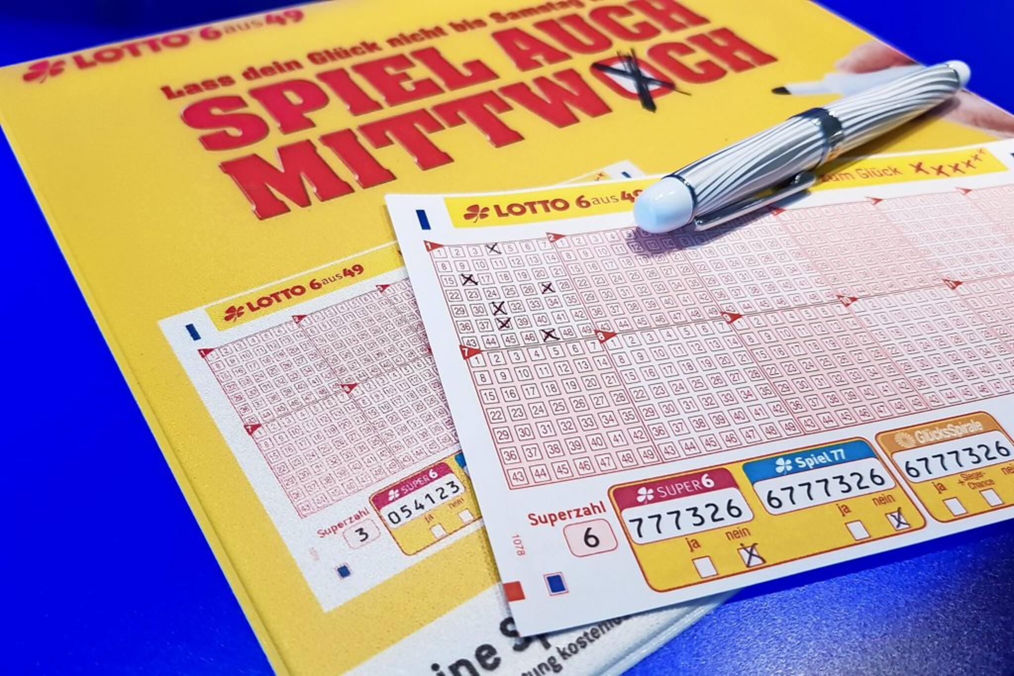 Lotto-Zahlen heute: Jackpot und Gewinnzahlen der Ziehung am Mittwoch ...
