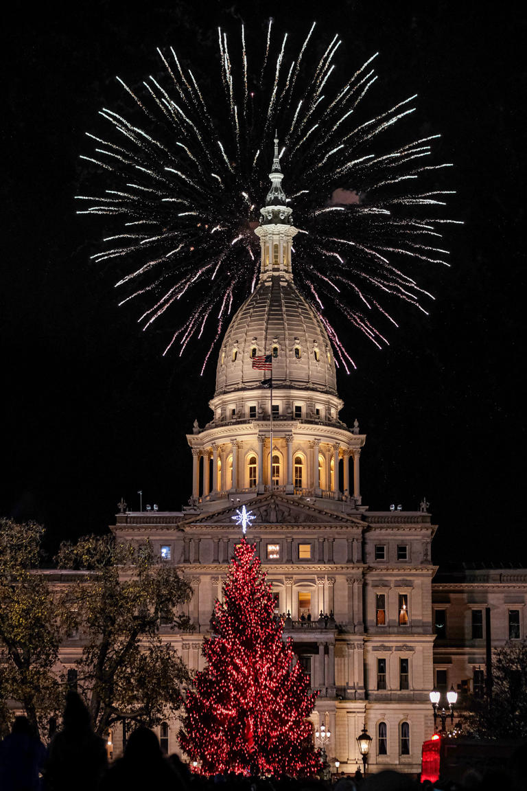 Why is Michigan's Christmas tree in Lansing glowing red?