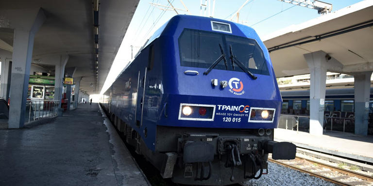 Hellenic Train: Ακινητοποιήθηκε λόγω βλάβης η αμαξοστοιχία Intercity προς Αθήνα με 190 επιβάτες