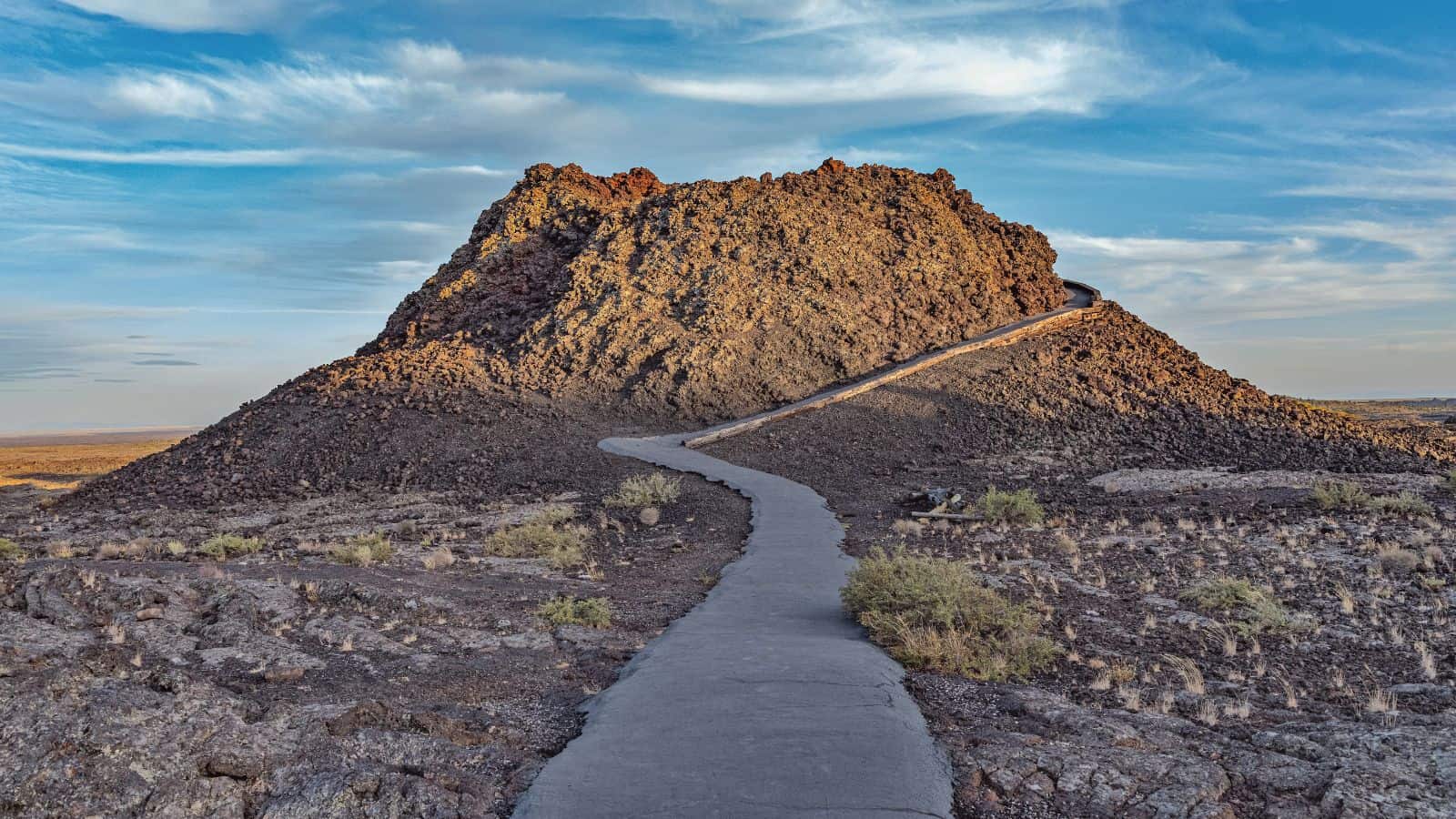 20 Amazing Road Trip Routes That Take You Through America’s Best-Kept ...