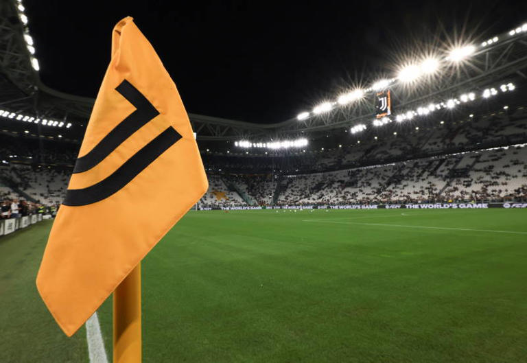 ‘I have some doubts’ – club’s former star unsure on signing Liverpool man