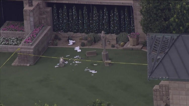 Child crushed by statue at Arizona Biltmore resort dies, officials say
