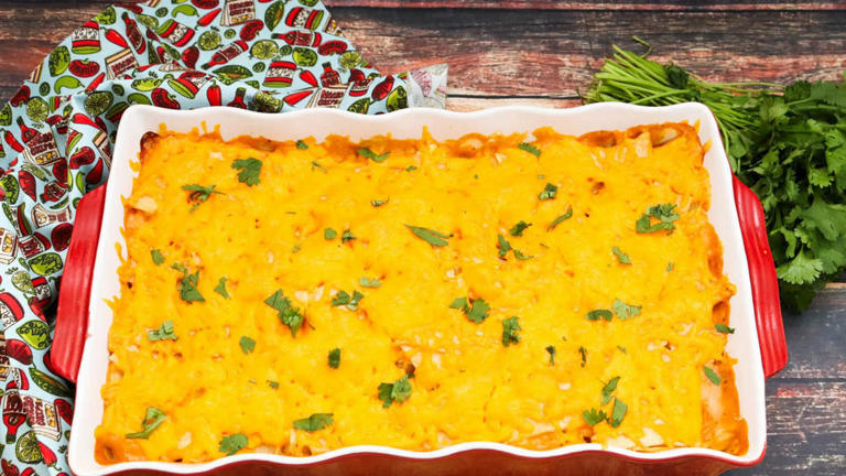 Tracy Has Shared An Easy Way To Prepare A Comforting Chicken Pot Pie ...