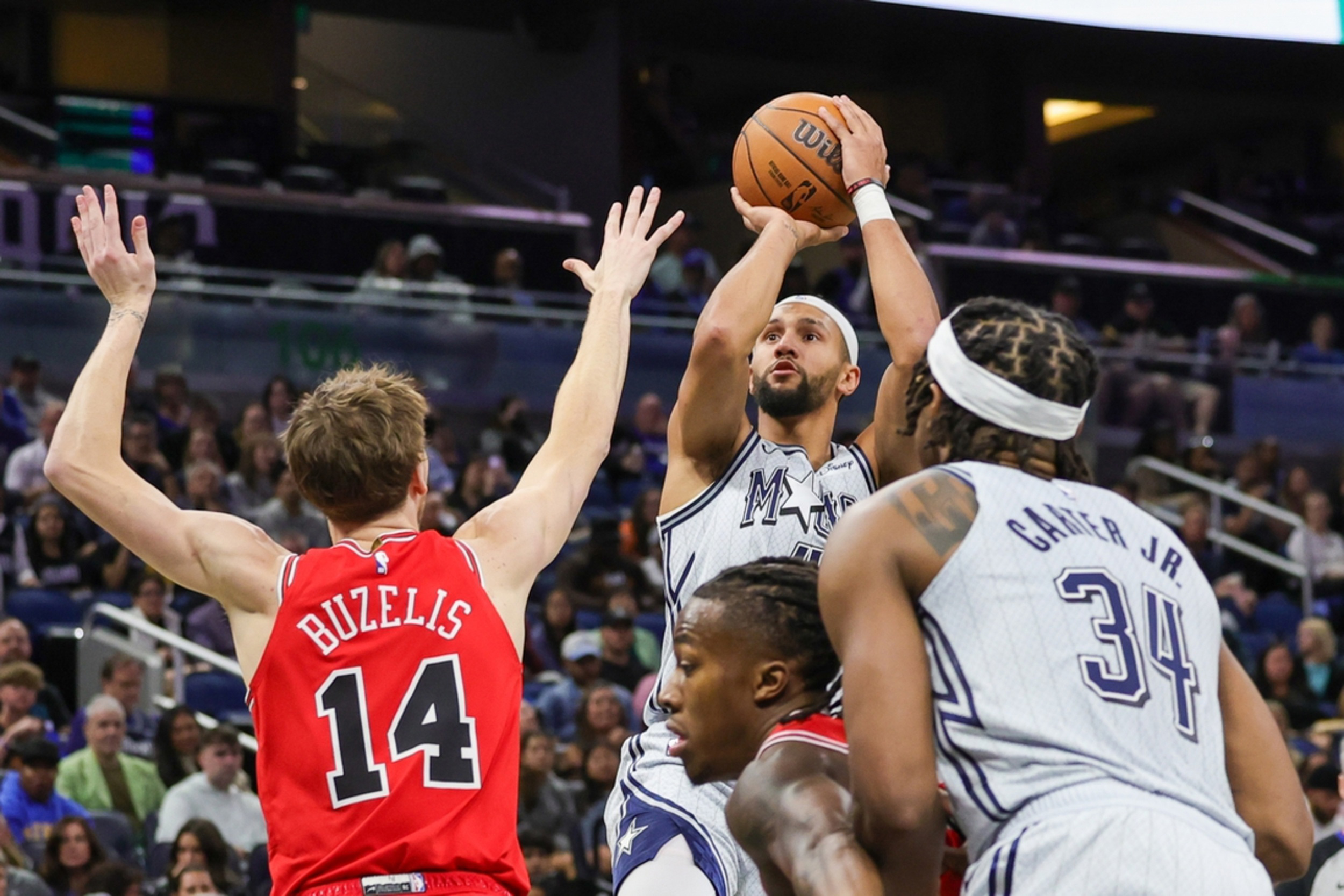 Magic's 3-point shooting sends Bulls to defeat Magic's 3-point shooting sends Bulls to defeat