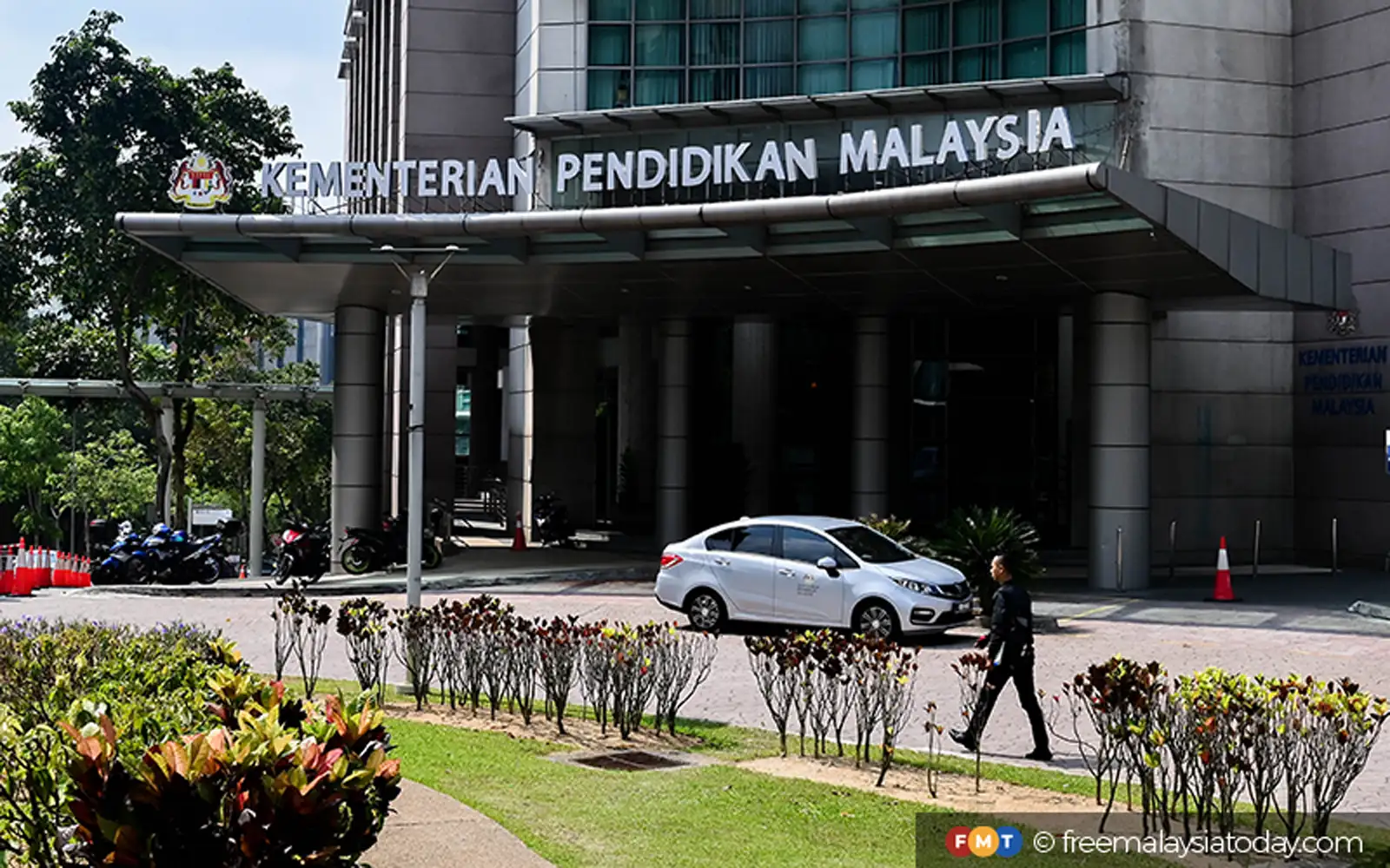 Education ministry removes officers involved in immoral activities