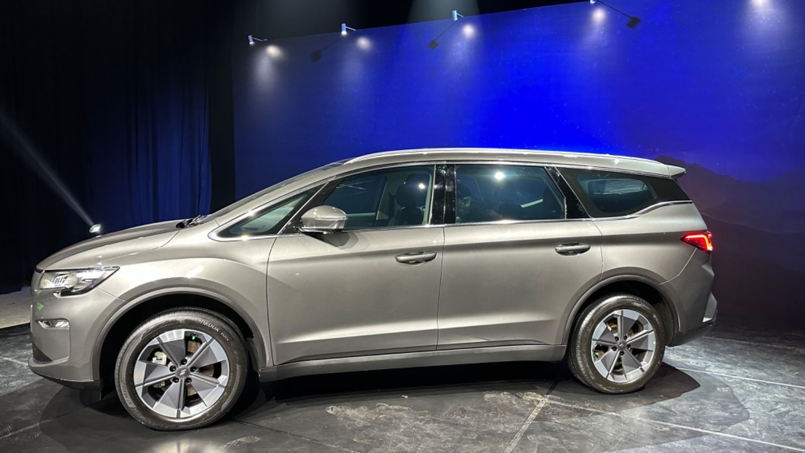 Wajib Tahu, Mengapa Aletra L8 EV Disebut Lawan Tangguh BYD M6