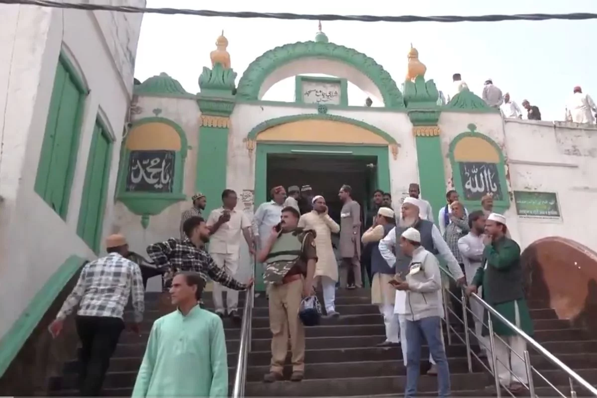 HC allows painting, lighting of Sambhal's mosque