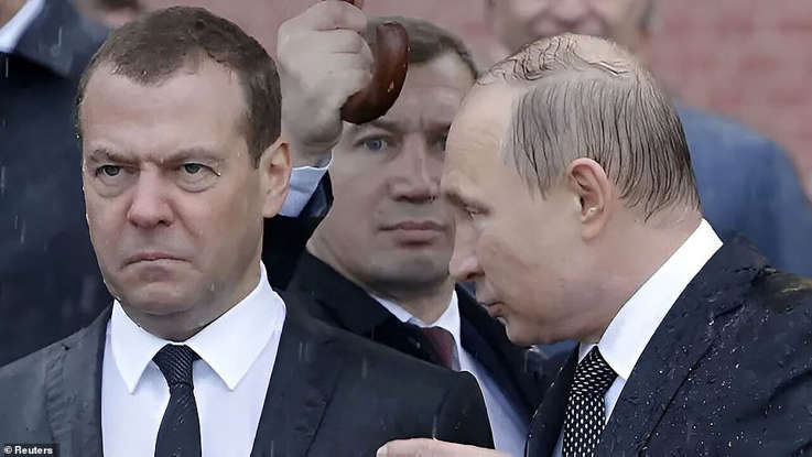 Putin official says NATO and US are now at full war with Russia Putin official says NATO and US are now at full war with Russia