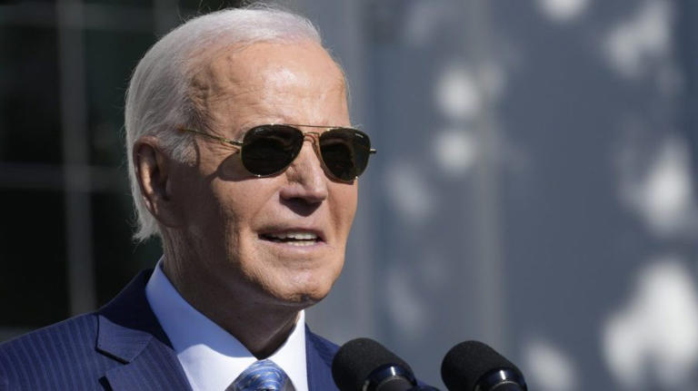 Biden makes push to extend Obamacare subsidies after gloomy CBO report Biden makes push to extend Obamacare subsidies after gloomy CBO report