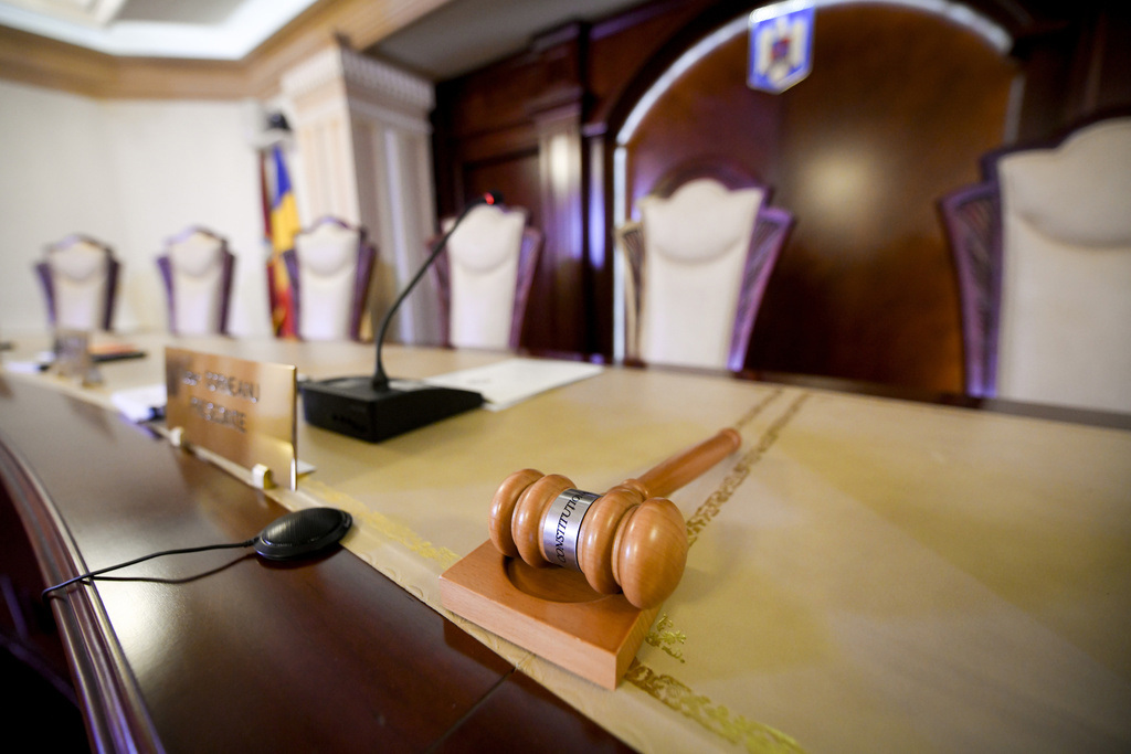 Romanian court orders recount of the 1st round of the presidential vote ... Romanian court orders recount of the 1st round of the presidential vote ...