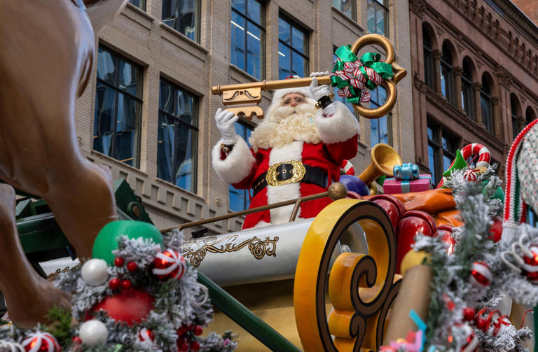 America's Thanksgiving Parade named Best Holiday Parade by USA TODAY ...