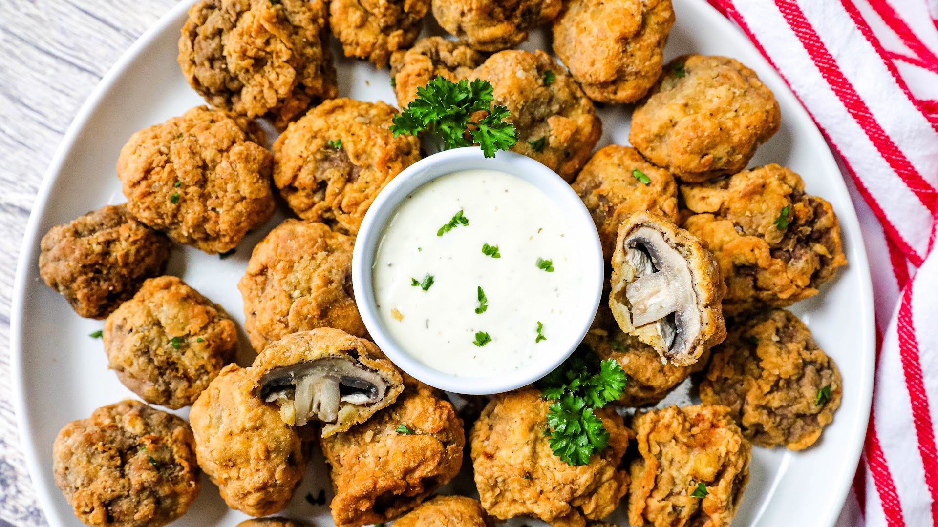 Deep Fried Mushrooms Are A Delicious Snack When Watching Football And ...