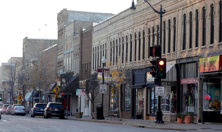 Has Oshkosh grown in population? What Wisconsin city has gained or lost ...
