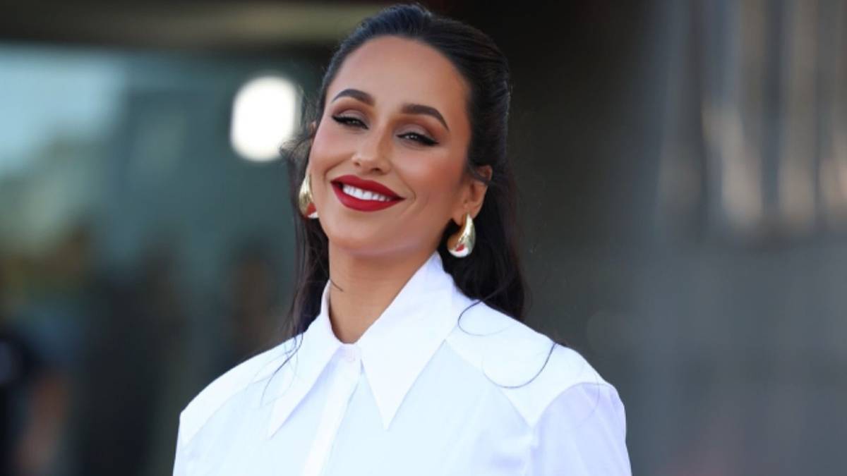 Odiava "folhos e golas" mas agora tem uma 'boneca'! Eis o vídeo de Rita ...