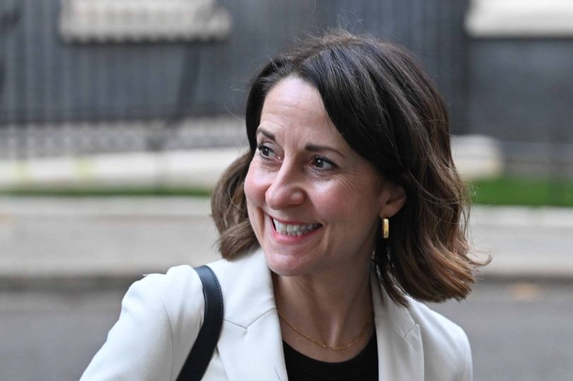 DWP boss says change will make sick low-paid workers '£100 per week ...