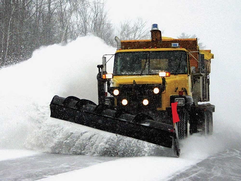 Manitoba launches snowplow tracking tool