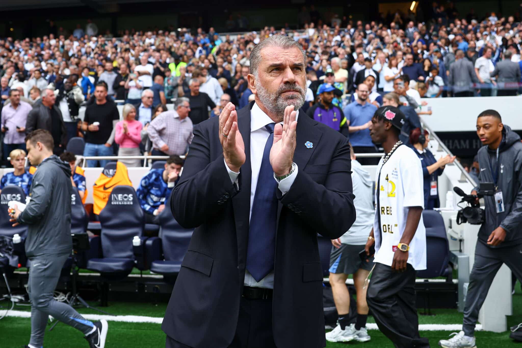 Postecoglou löysässä hirressä – Spursin kaaos voi kaataa siirtohaaveet