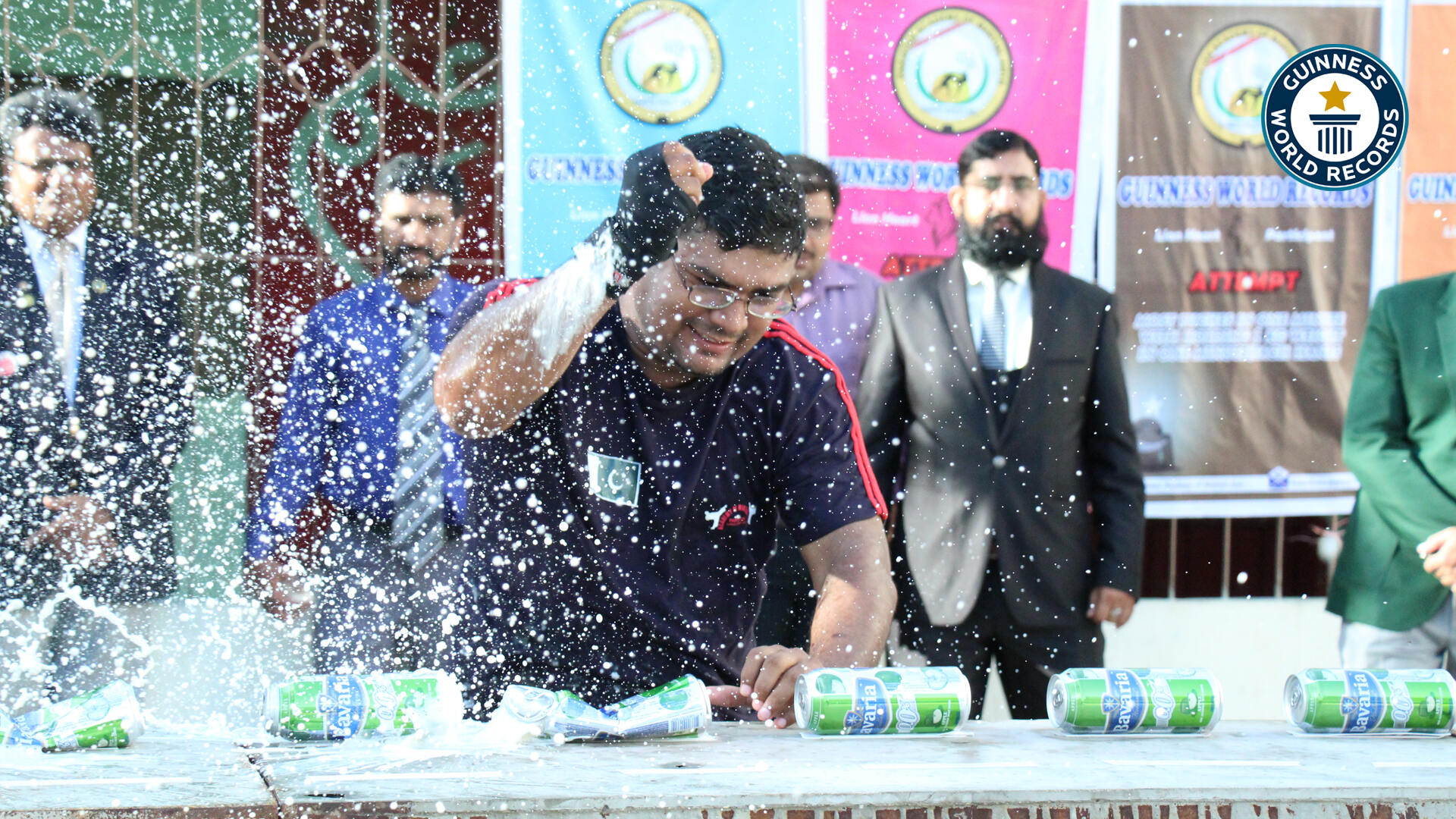 Muhammad Rashid, l'artiste martial pakistanais qui bat tous les records