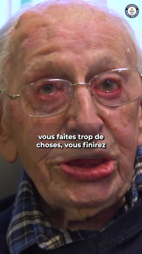 John Tinniswood, l'homme le plus âgé du monde à 111 ans