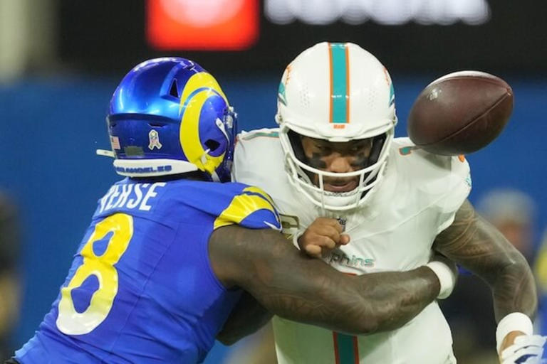 Terron Armstead Happy To Not Have To Block Jared Verse Anymore