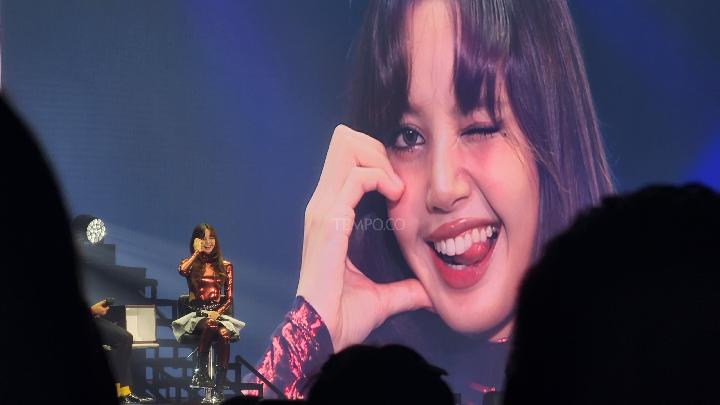 Lisa Blackpink dan Deretan Bintang Korea Ini pernah Diganggu Sasaeng