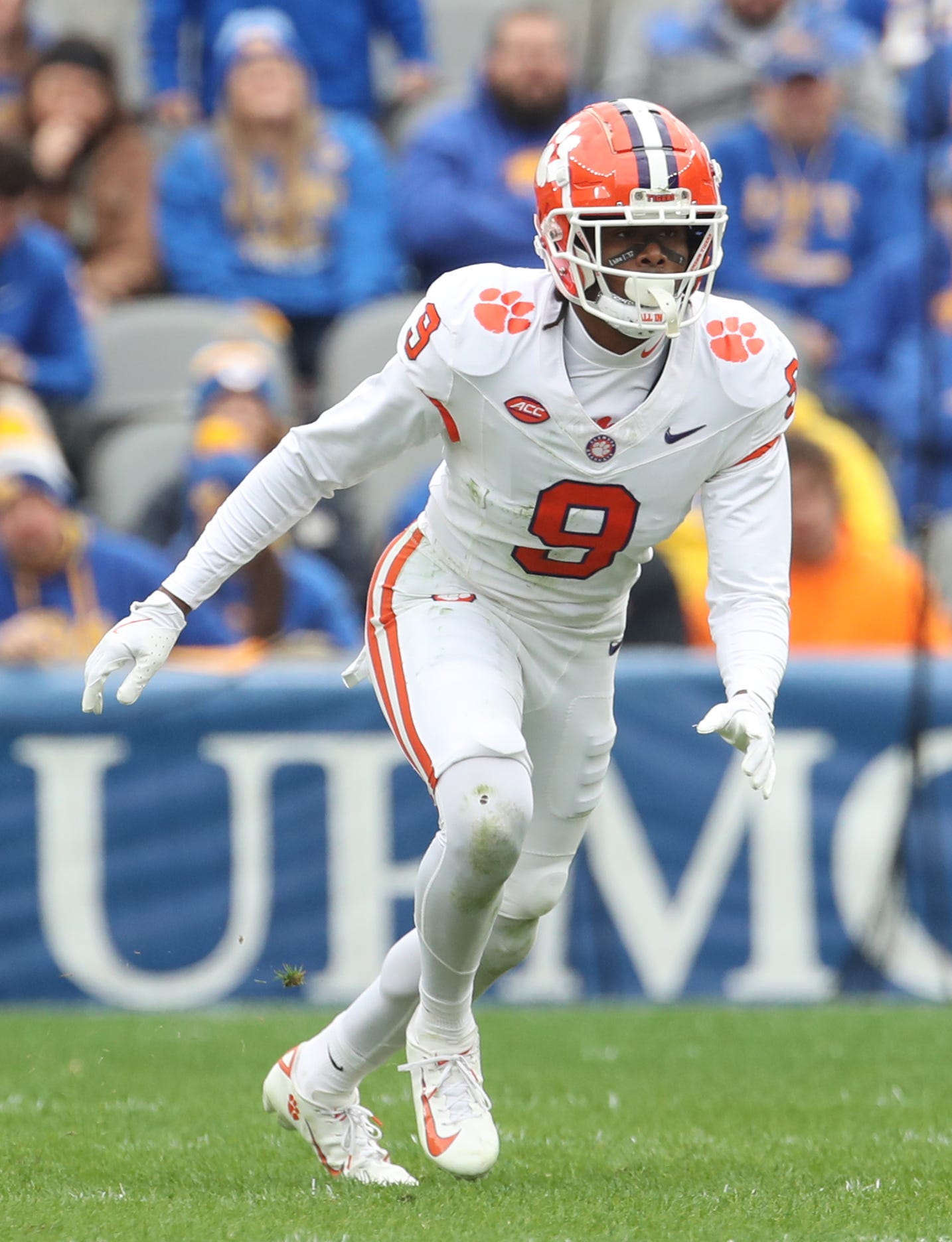 Pros, cons of Los Angeles Chargers picking Clemson's RJ Mickens in 2025 ...
