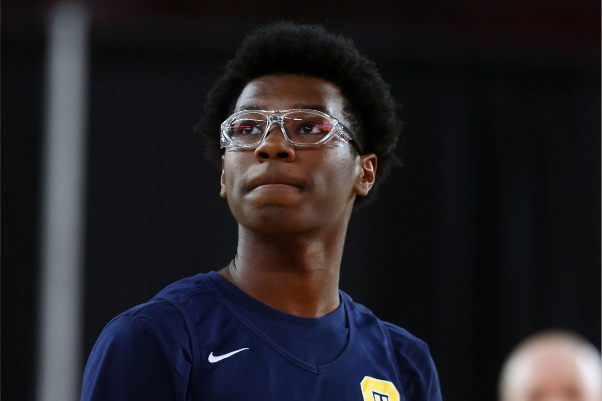 Graduation Hits Bryce James Hard as Arizona Commit Bids Emotional ...