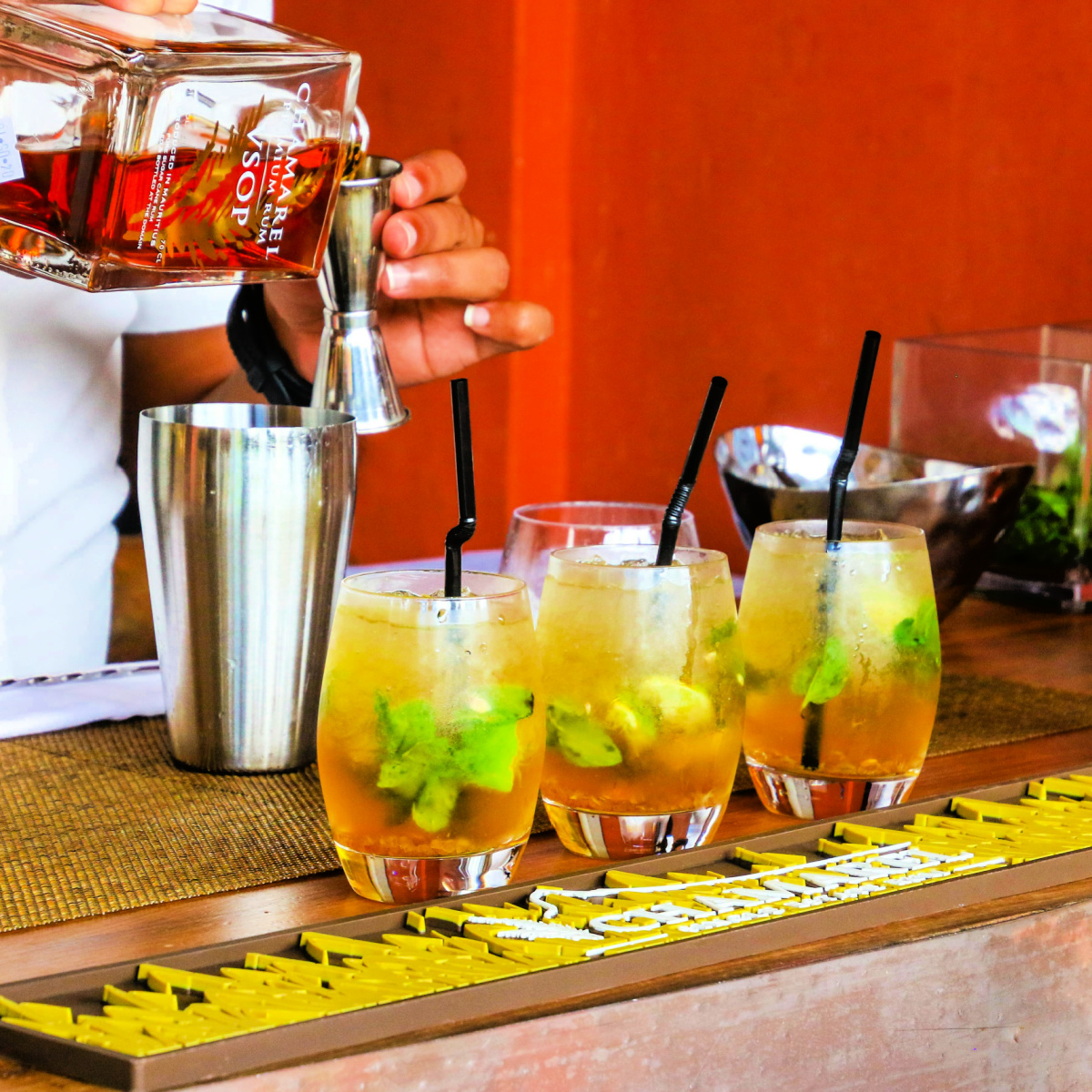 How to Make an At-Home Cocktail Master Class Enjoyable for Everyone