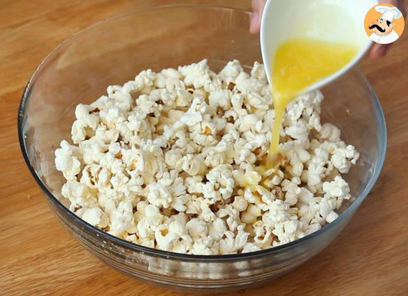 Curry popcorn