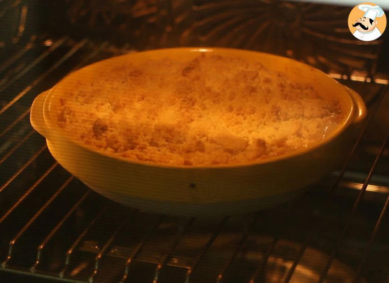 Extra crunchy and melting apple pear crumble