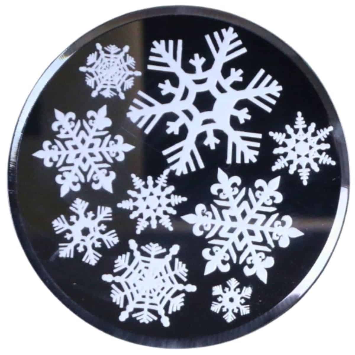 Glass Etching a Snowflake Design on a Candle Plate