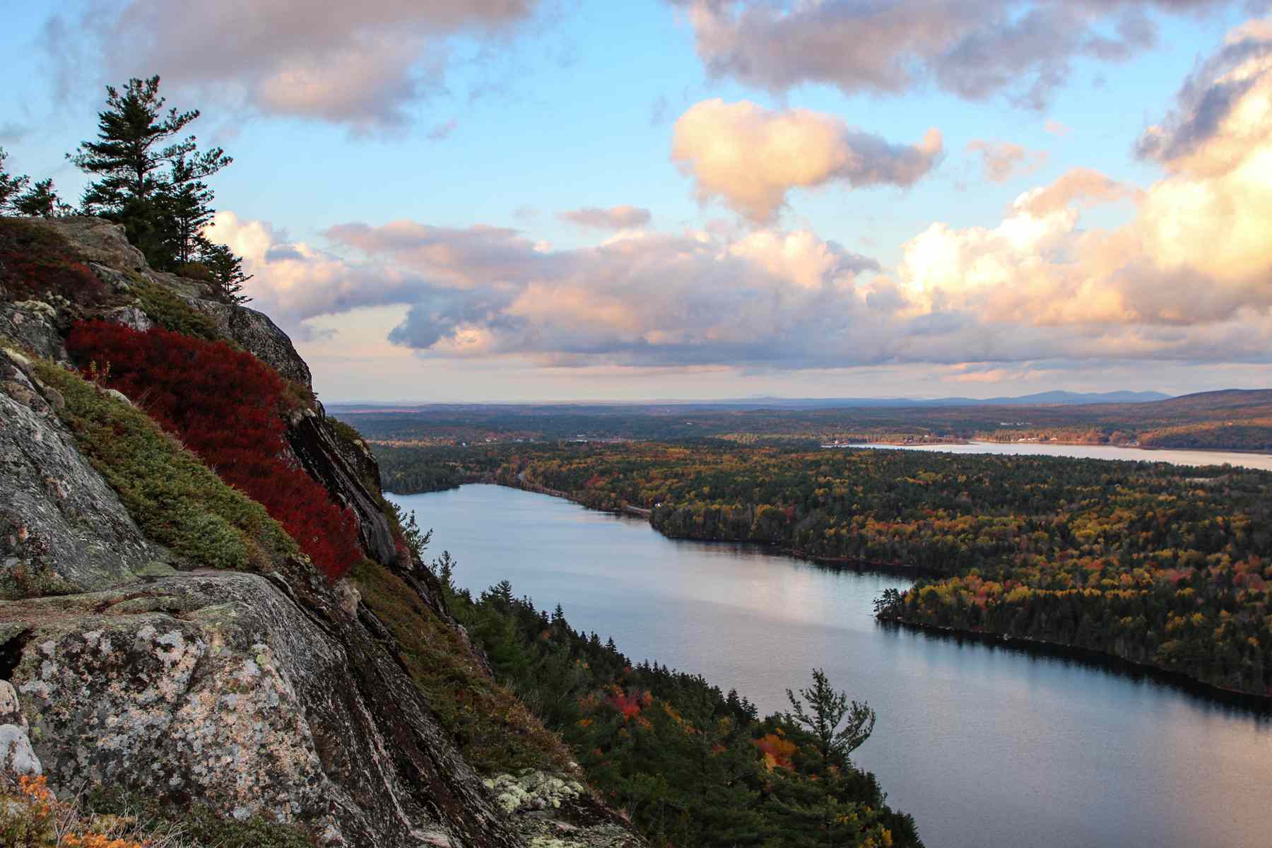 When to visit Acadia National Park for best weather and deals