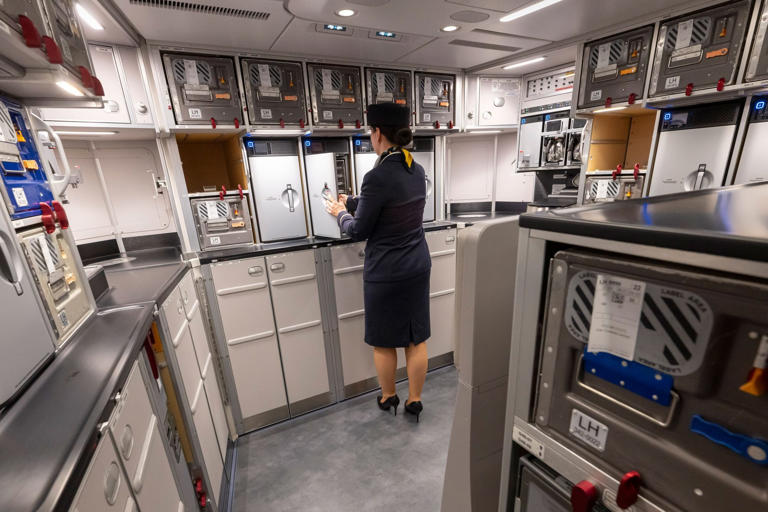 14 Airplane Etiquette Rules to Know Before Your Next Flight