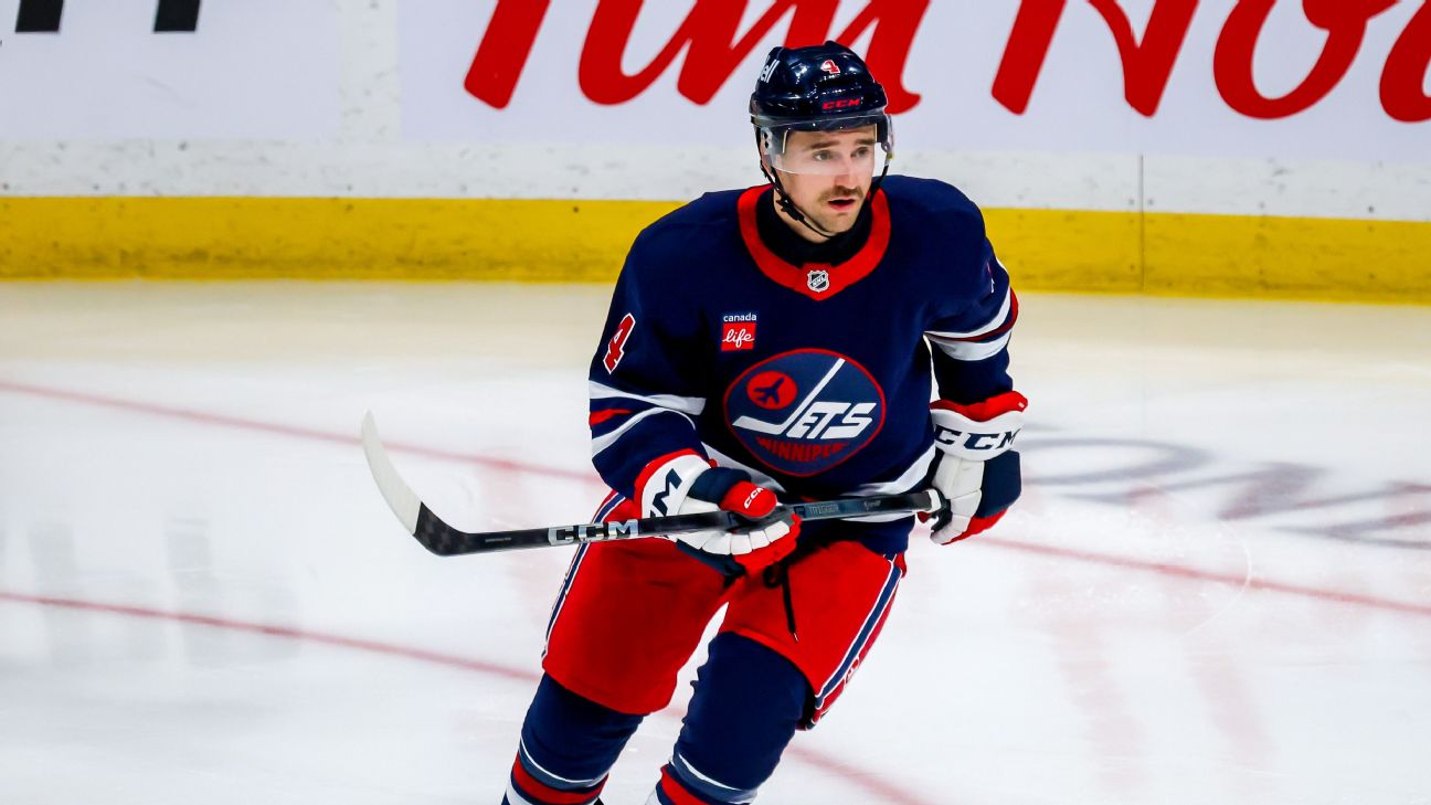 Jets sign pending free agent Neal Pionk to 6-year, $42M deal