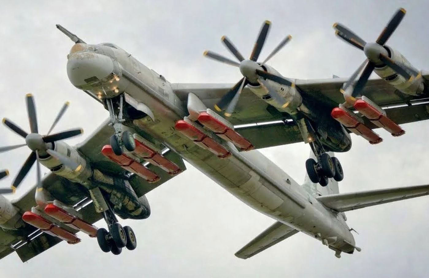 Russia faces missile shortages amid sanctions and bomber struggles Russia faces missile shortages amid sanctions and bomber struggles
