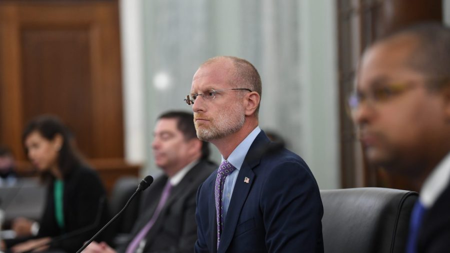 FCC chair mocks Sheryl Crow over selling Tesla for NPR donation: ‘Bravo’