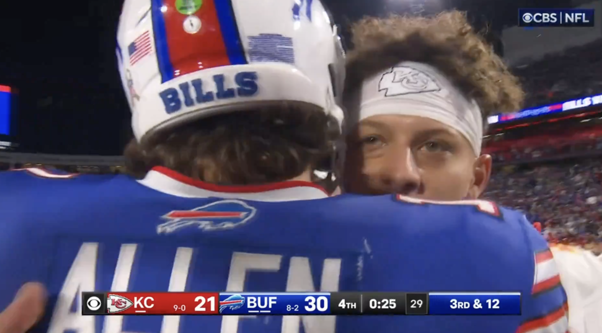 Patrick Mahomes Had 5-Word Message For Josh Allen In Postgame Handshake Patrick Mahomes Had 5-Word Message For Josh Allen In Postgame Handshake