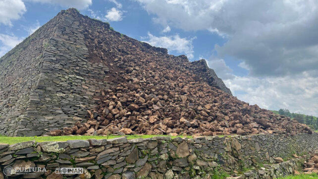 'Bad Omen': An Ancient Pyramid in Mexico Collapsed Into A Pile of Rubble