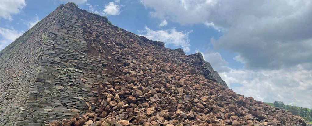 'Bad Omen': Ancient Pyramid in Mexico Collapsed Into A Pile of Rubble