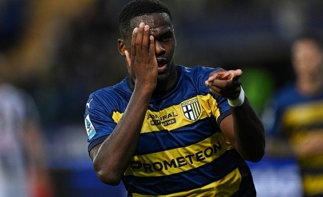 "Agente Bonny in un albergo di Monaco, sta definendo i dettagli". Il ...