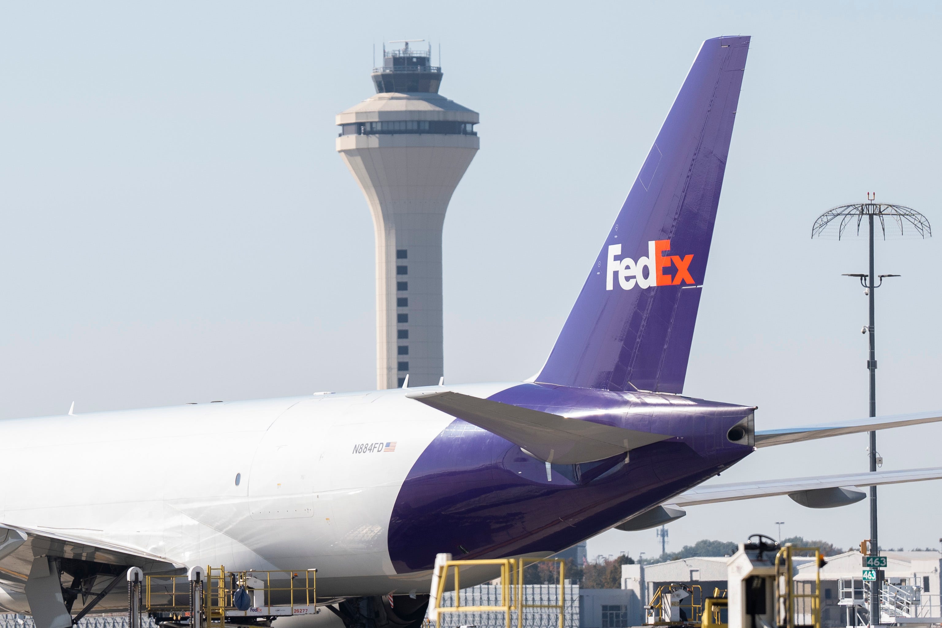 FedEx warns of delays and delivery disruptions due to winter storm system