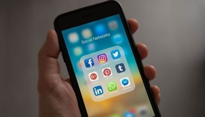 Comelec amends rule on socmed account registration Comelec amends rule on socmed account registration